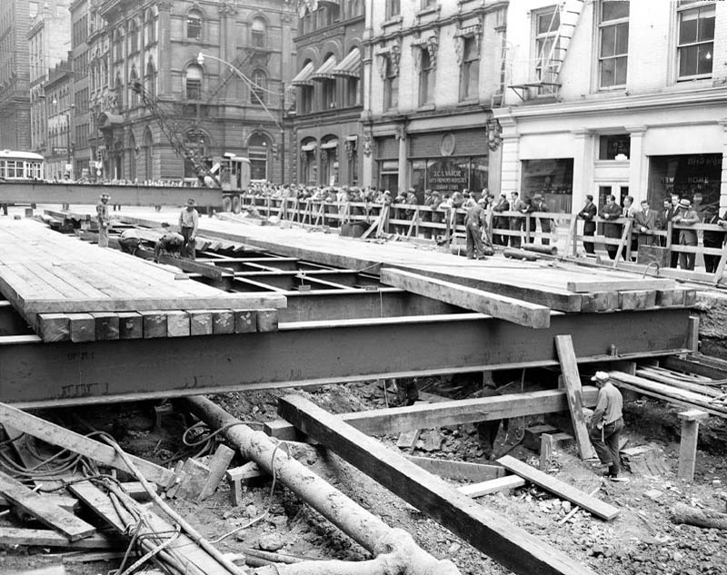 Canada’s First Subway: Underground Downtown – City of Toronto