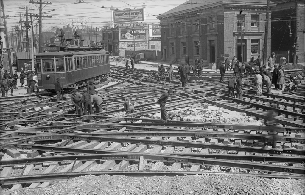 Consolidation: The TTC in the Twenties – New Vehicles and New Tracks ...