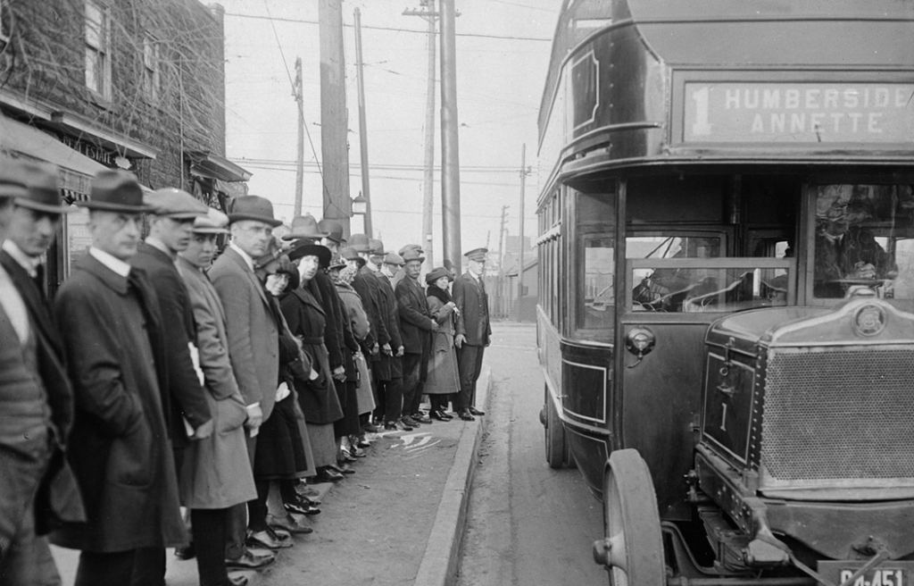 Consolidation: The TTC in the Twenties – Buses and Trolleys – City of ...
