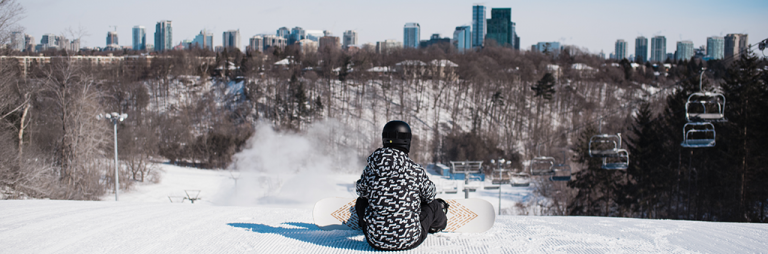 Downhill Skiing & Snowboarding Centre – City of Toronto
