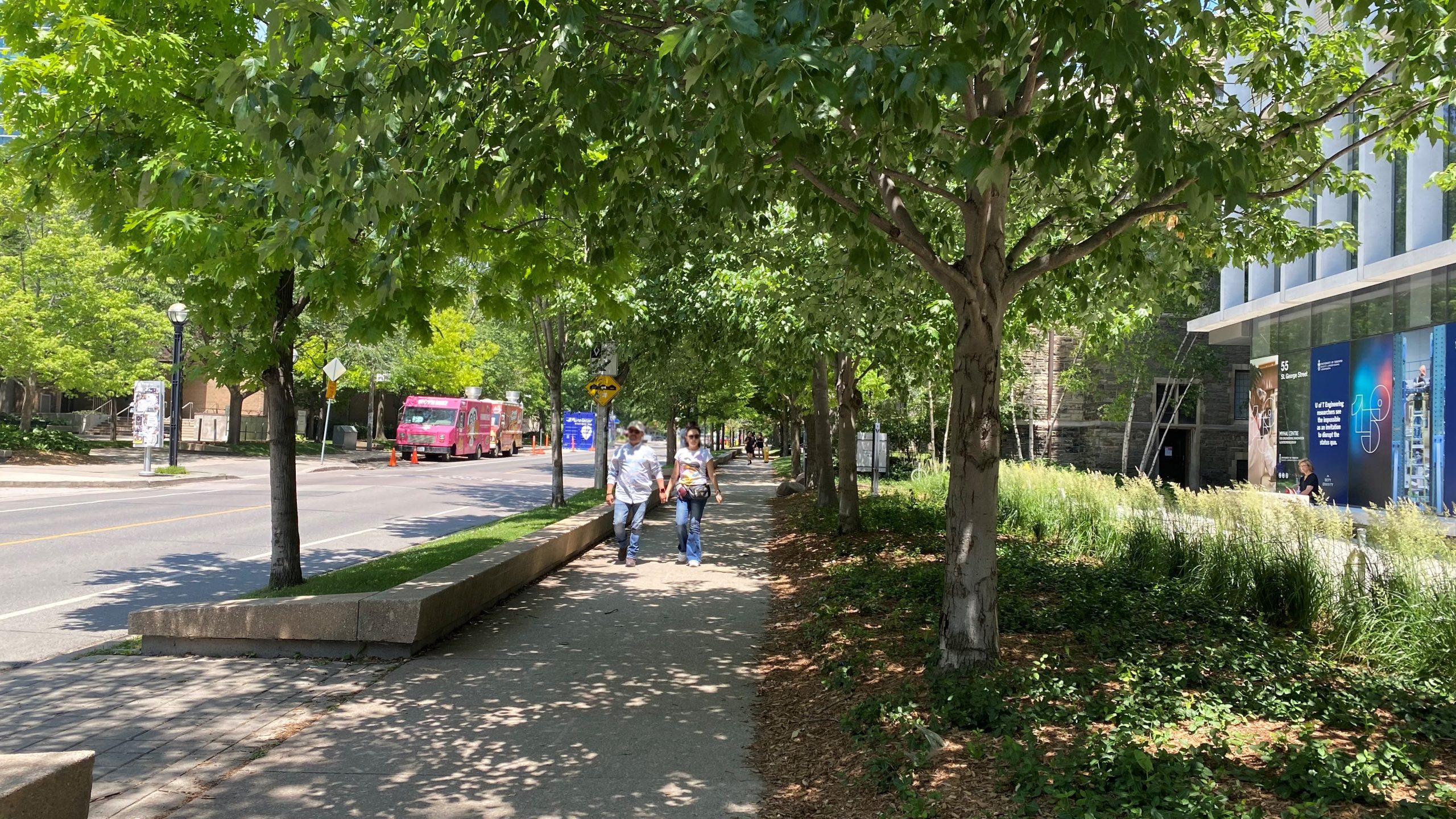 Streetscape Manual – City of Toronto